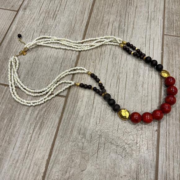 Lia Sophia | Jewelry | Lia Sophia Tangier Matte Gold Red Sponge Coral ...